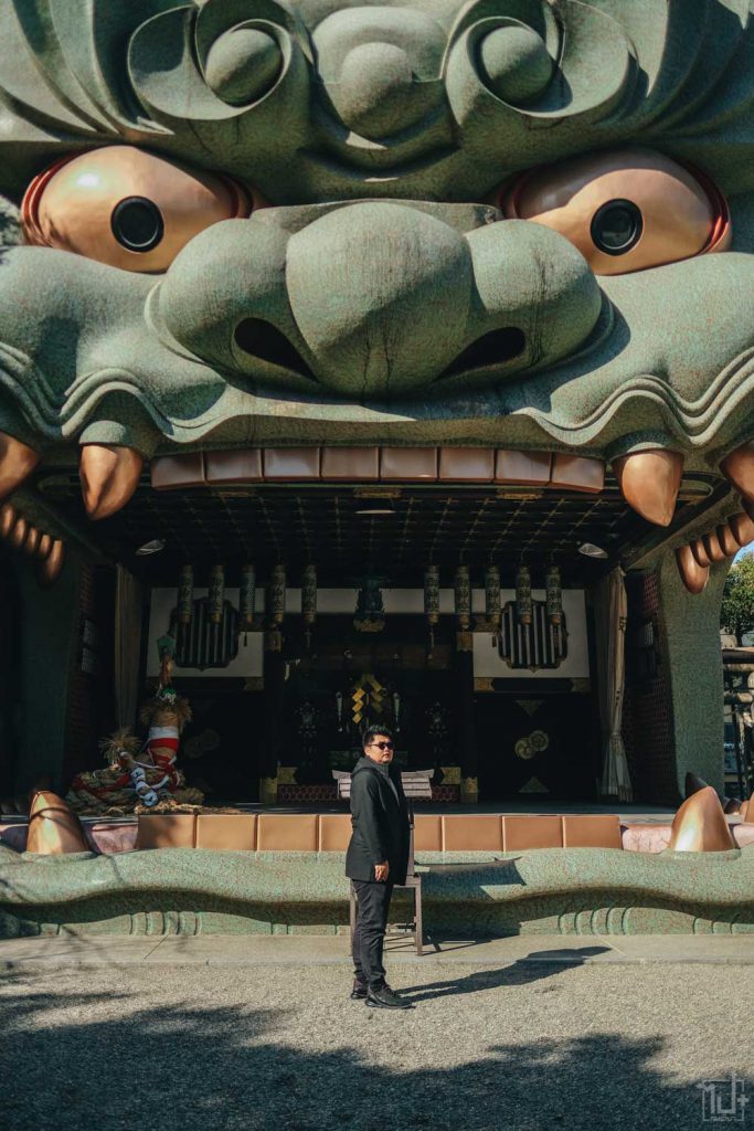 ศาลเจ้านัมบะ ยาซากะ | Namba Yasaka Shrine | ไปคนเดียว+
